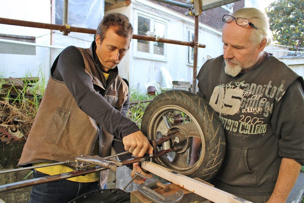 Fun and fast – catching trolley derby fever - Waiheke Gulf News