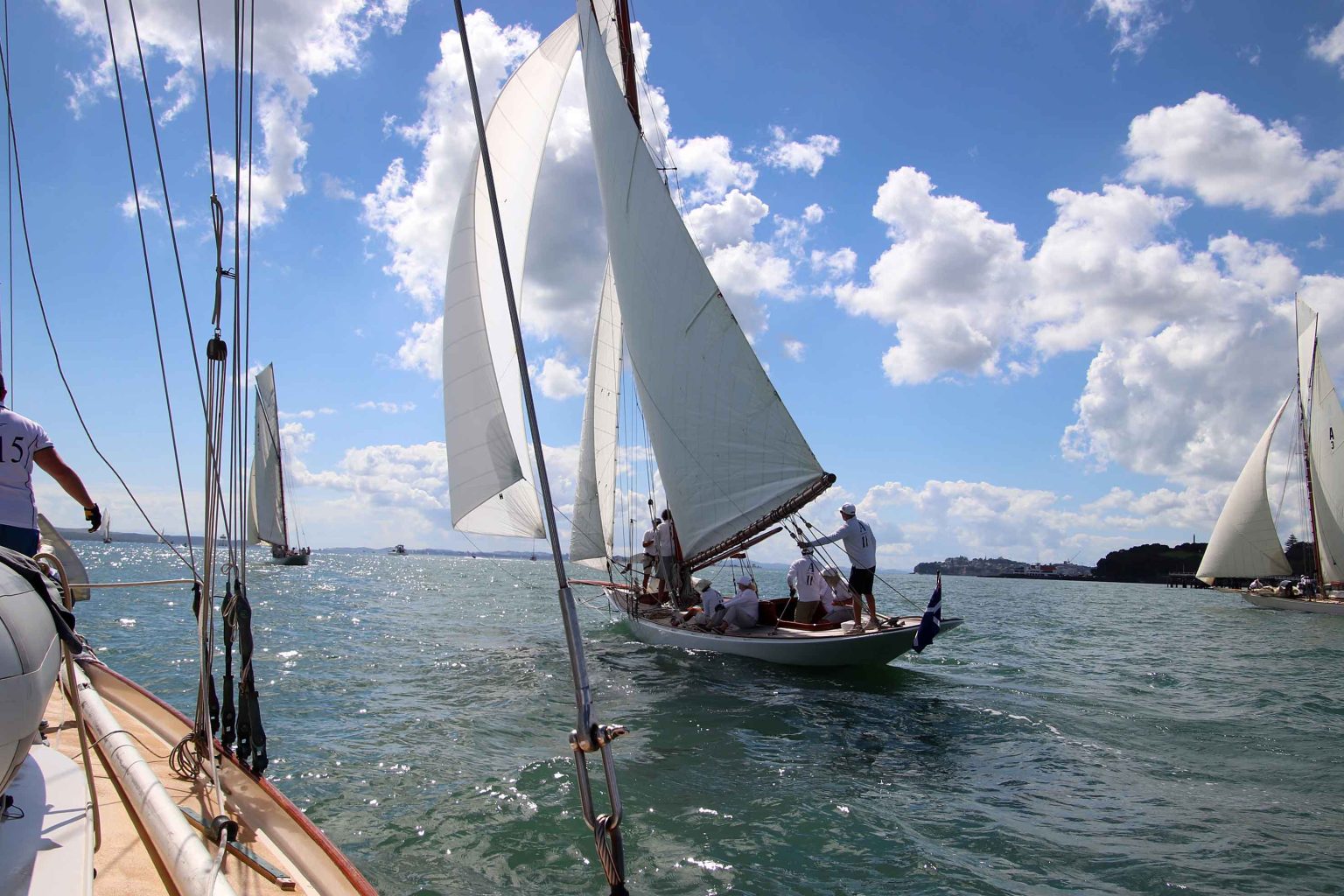 Classic yacht race to Kennedy Point pulls up short - Waiheke Gulf News
