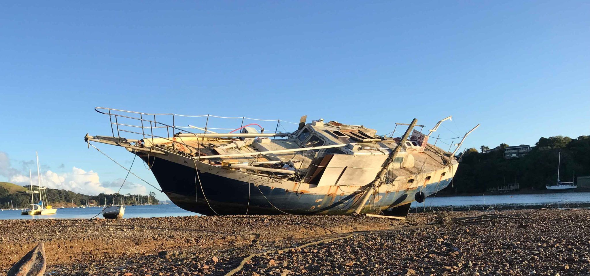 Incredible hulks: Where should our ghost boats go? - Waiheke Gulf News